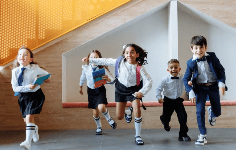 10 Movement Activities for Preschoolers to Try with Teachers or Parents