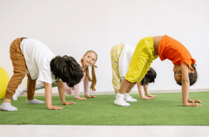 10 Movement Activities for Preschoolers to Try with Teachers or Parents