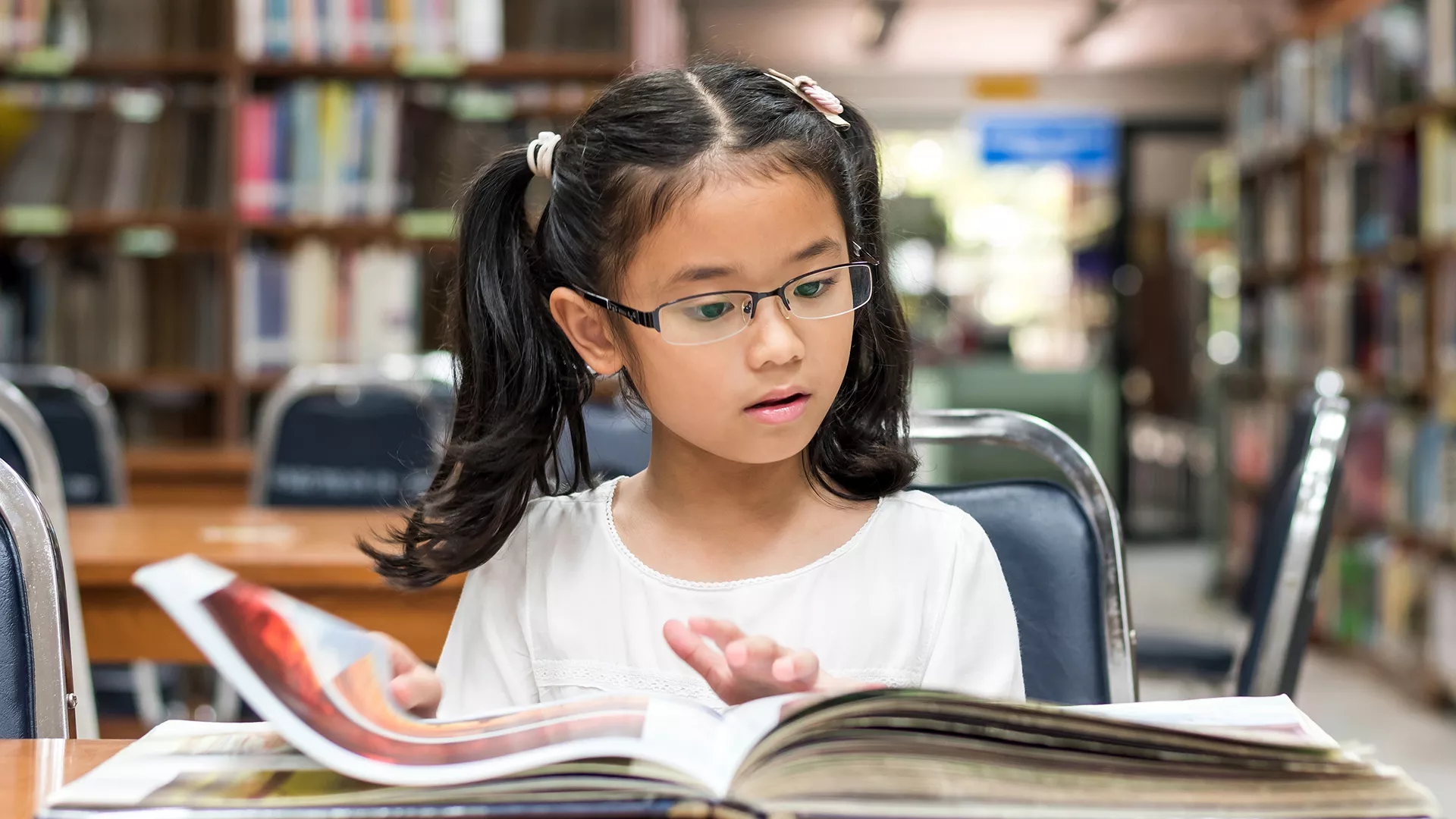 12 Literacy Strategies for Struggling Readers