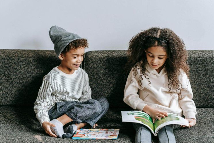 Benefits of Reading Aloud & How to Make It a Habit for Your Kid