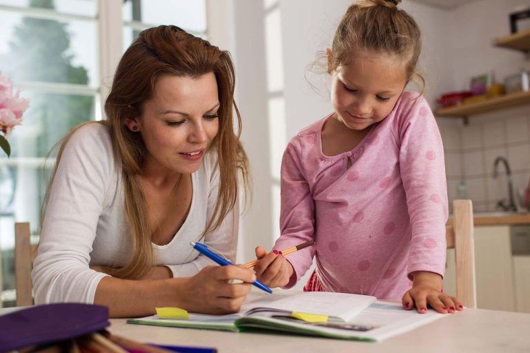 How to Help Kids with Homework: Practical Tips for Parents